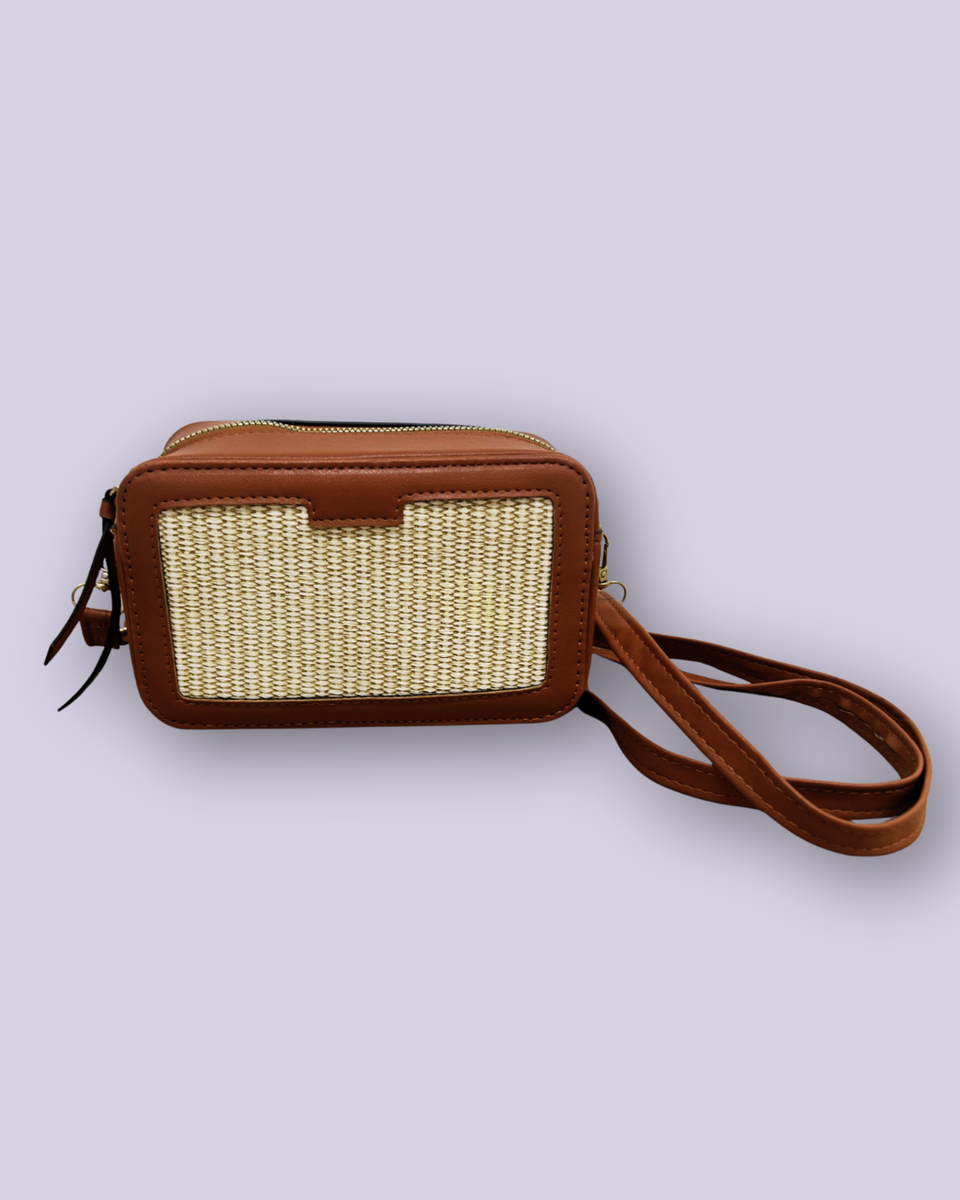 STRAW CAMERA BAG - BEIGE – SenquOnline
